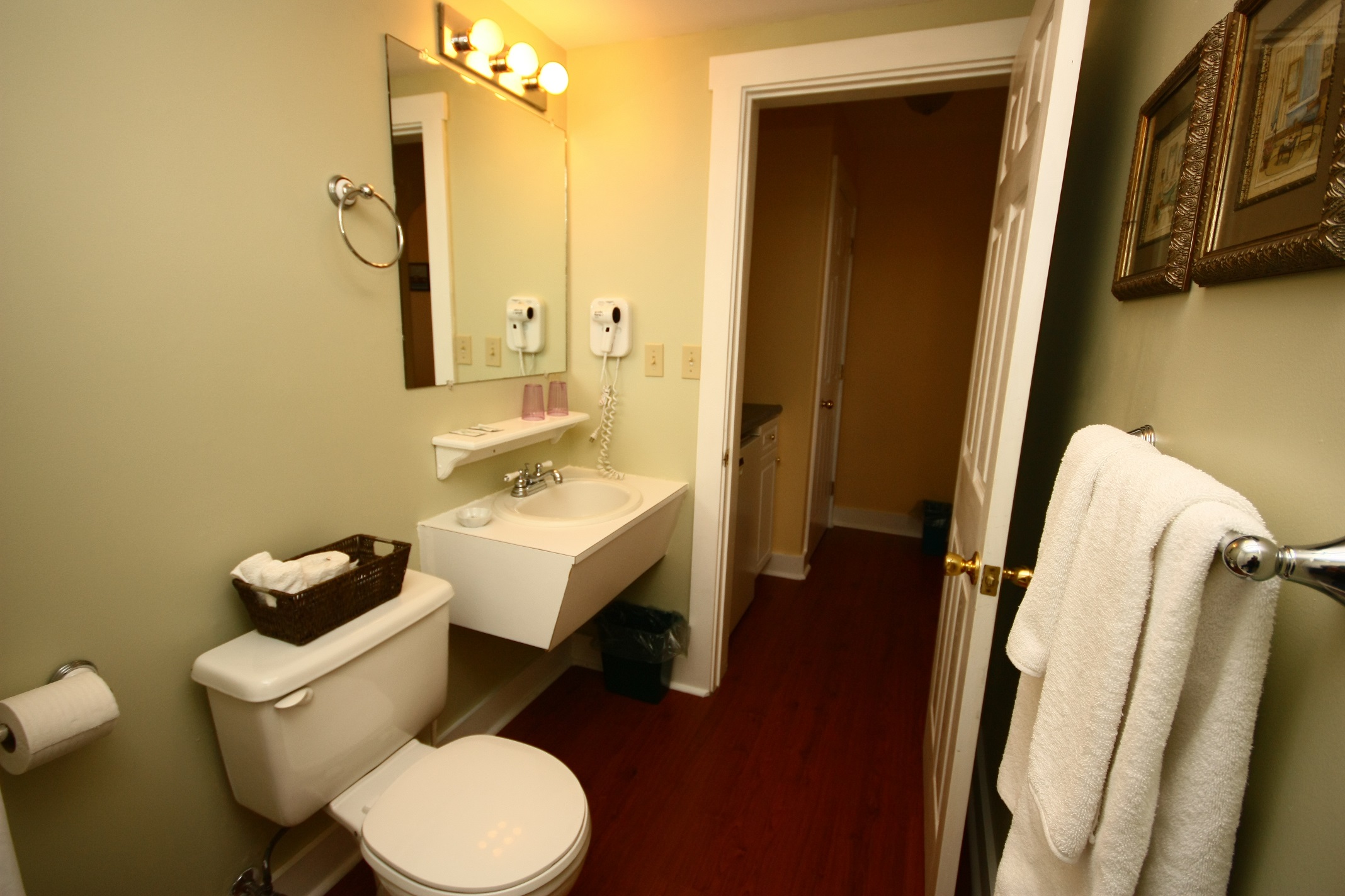 Rooms in Digby, NS | Come From Away Bed and Breakfast