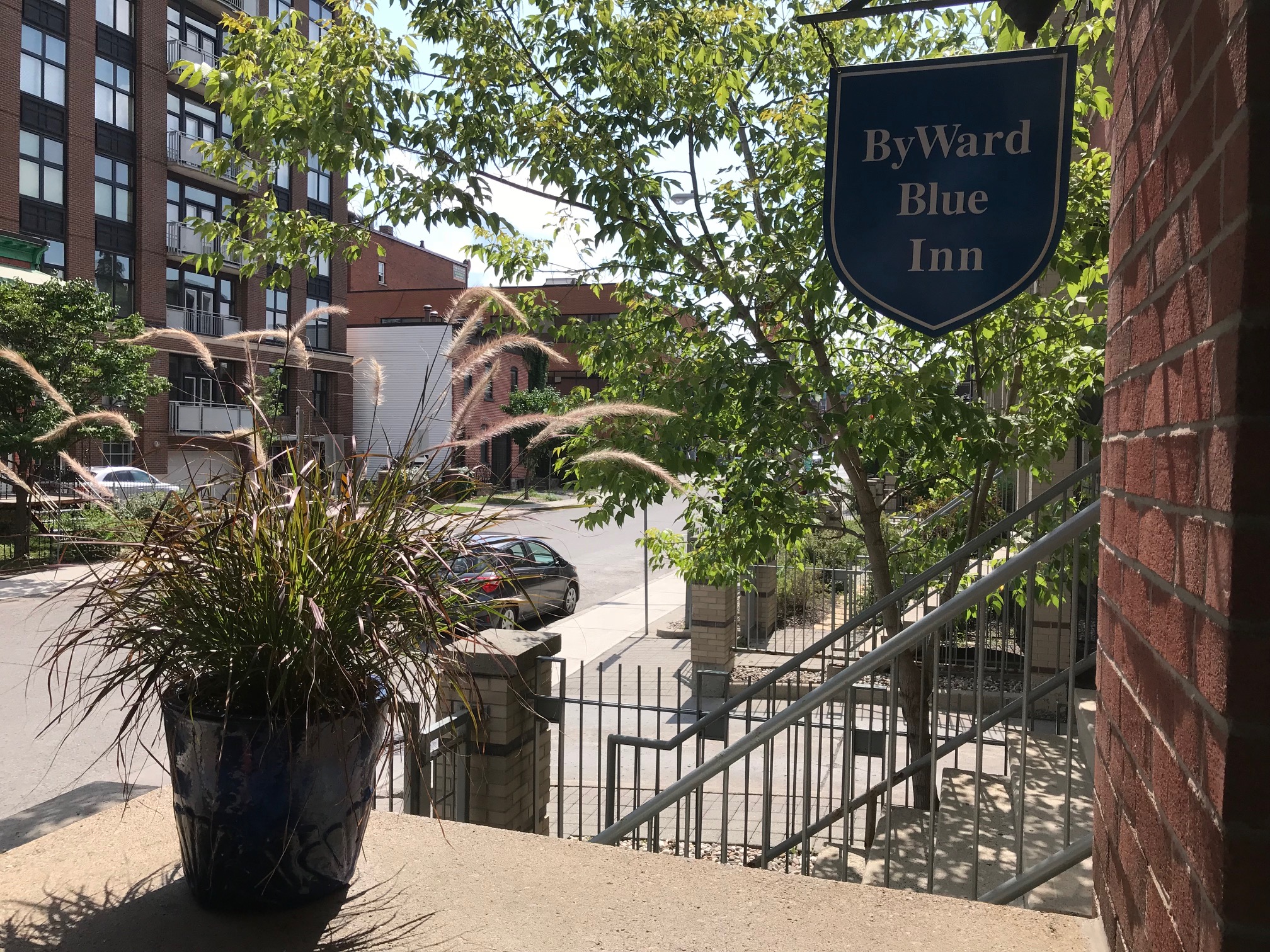 Hotel Photo Gallery | ByWard Blue Inn